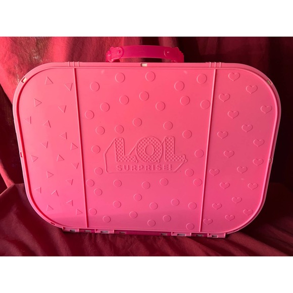 MGA Entertainment | Toys | Lol Surprise Fashion Show On The Go Carry ...